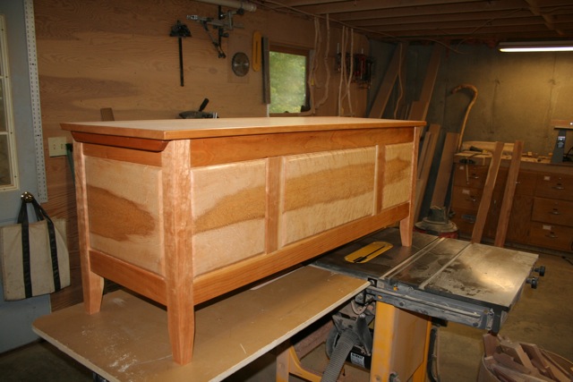 Xett Labs - Megan's Raised Panel Blanket Chest